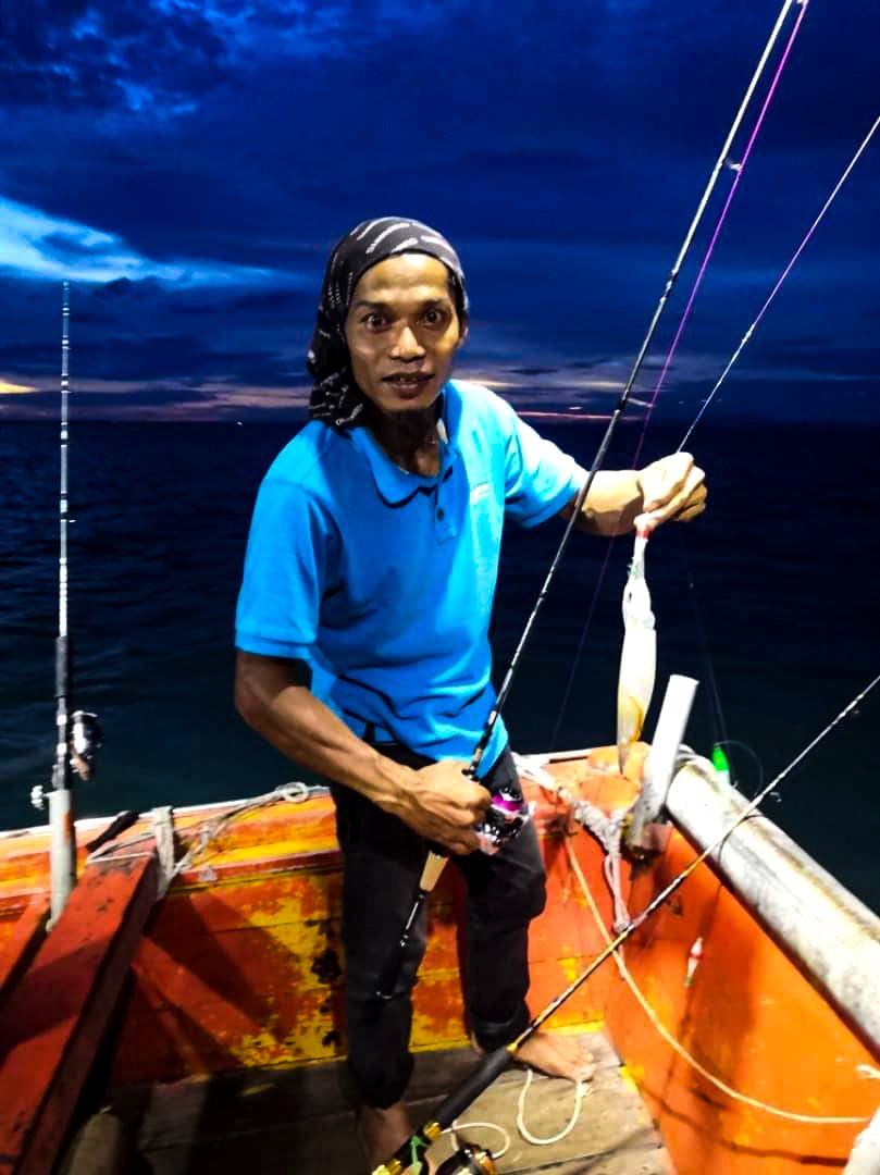 Aruan Tasek, Cobia, Sotong, Squid, Talapia, Tilapia, Ikan Raja, Peacock ...